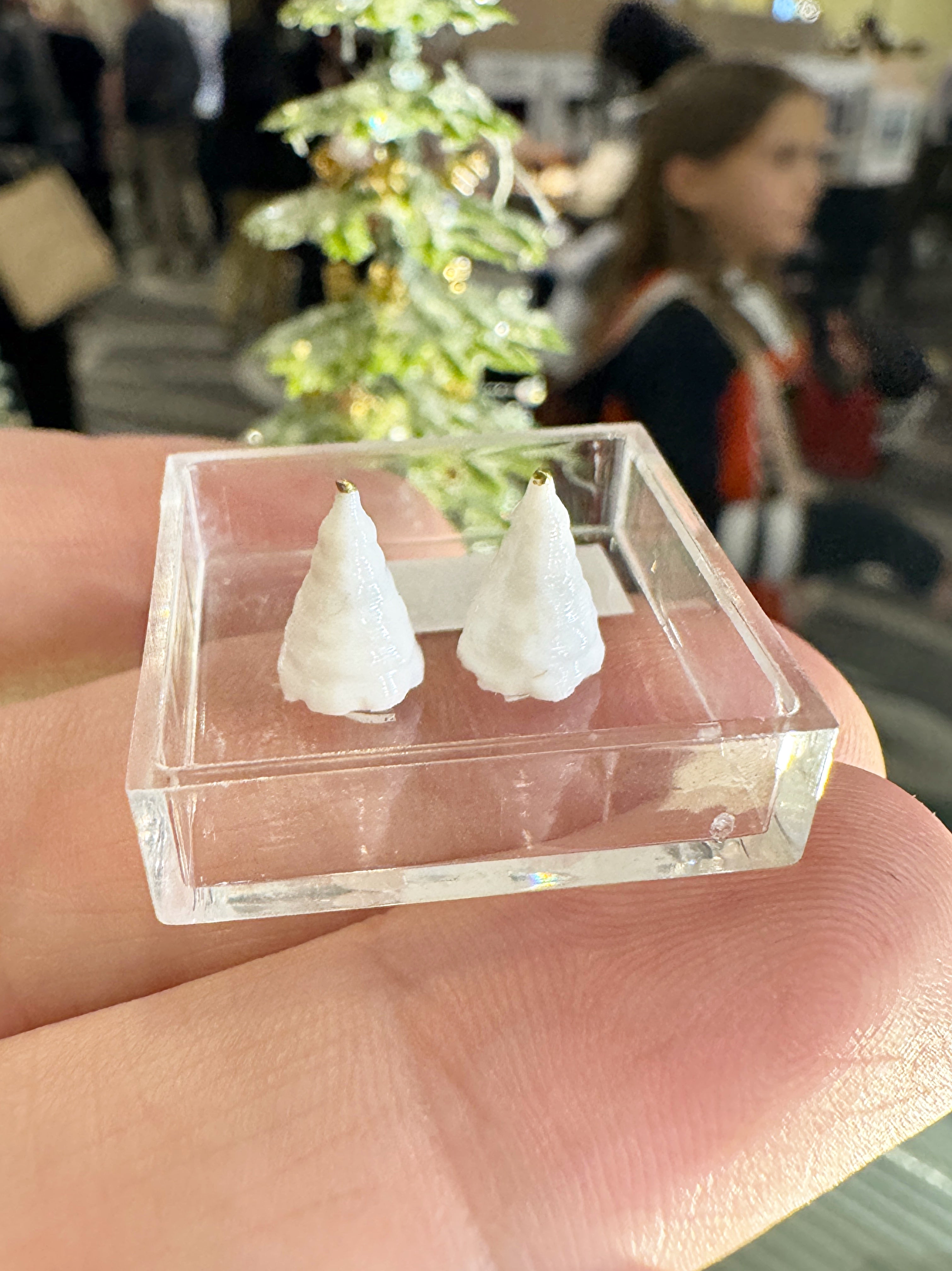 1:12 Scale Miniature Dollhouse Art – Melvin's Miniatures